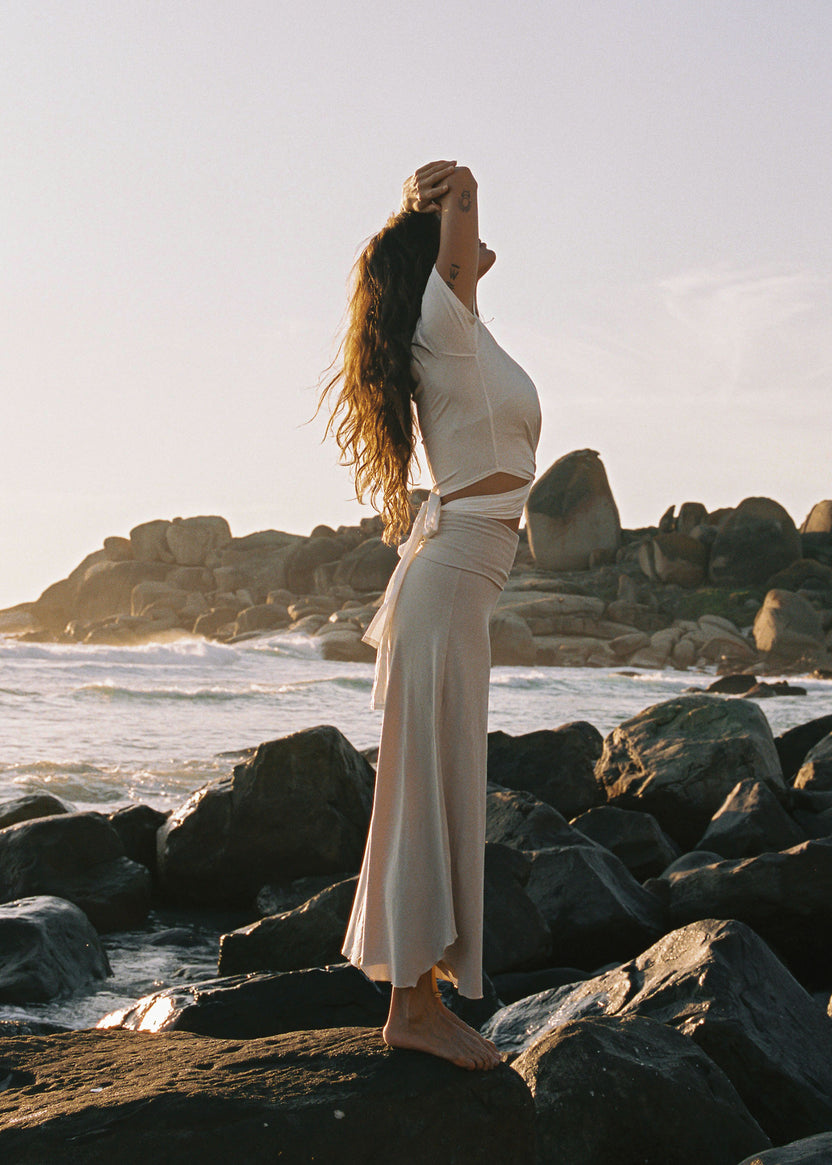 Layla Wrap Top Off White | Sustainable Yoga Wear Made With Love –Indigo ...