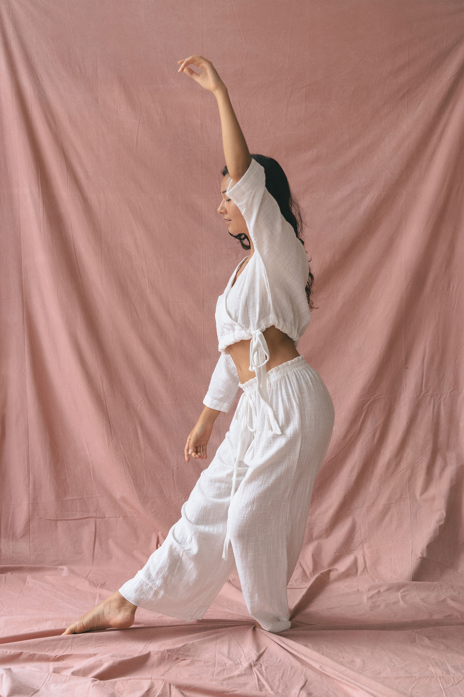 Flow Pants Off White - The Perfect Loose Cotton Pants For Meditation