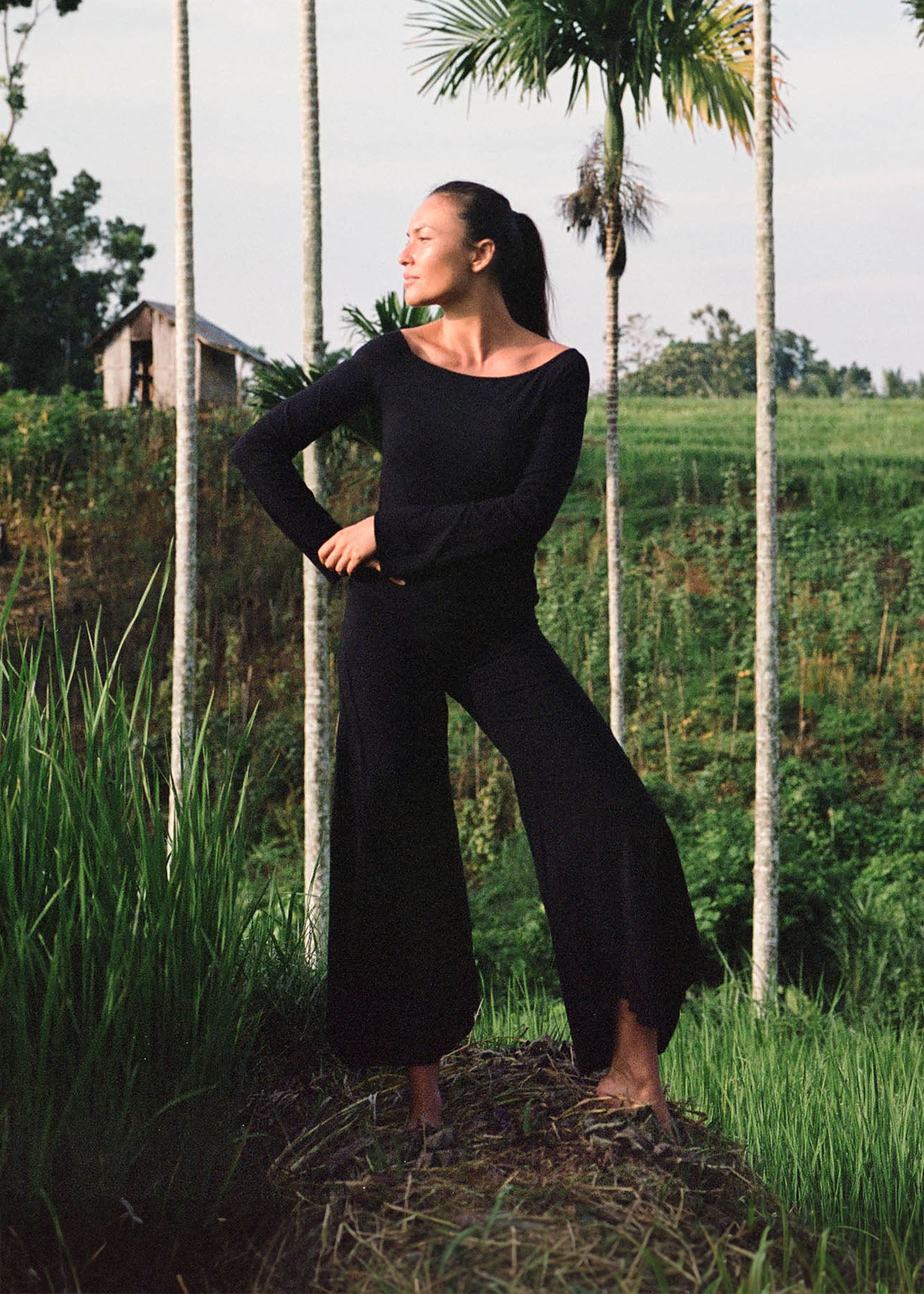 Layla Longsleeve Black –Indigo Luna Store