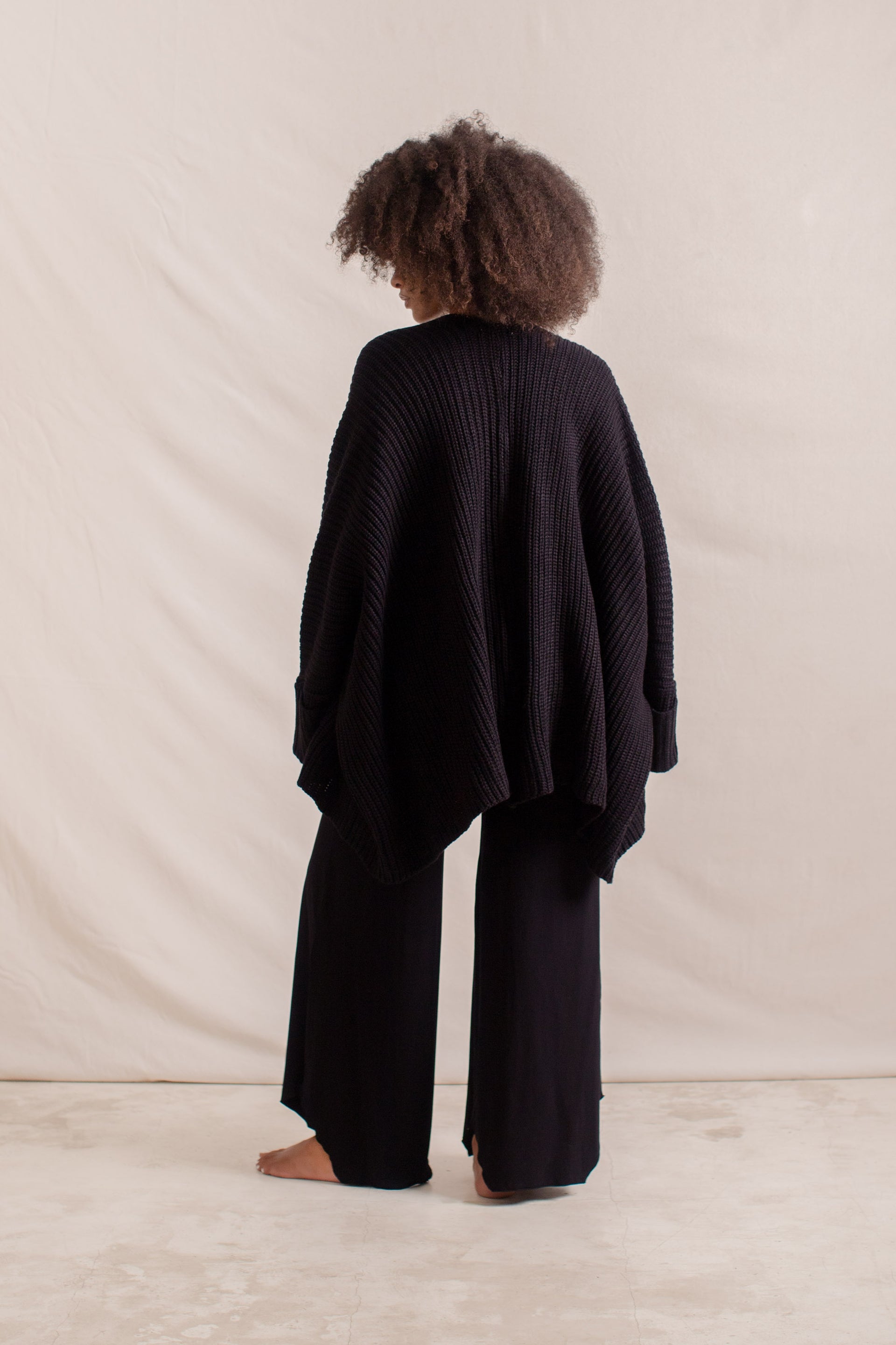 Tuula Poncho Black –Indigo Luna Store