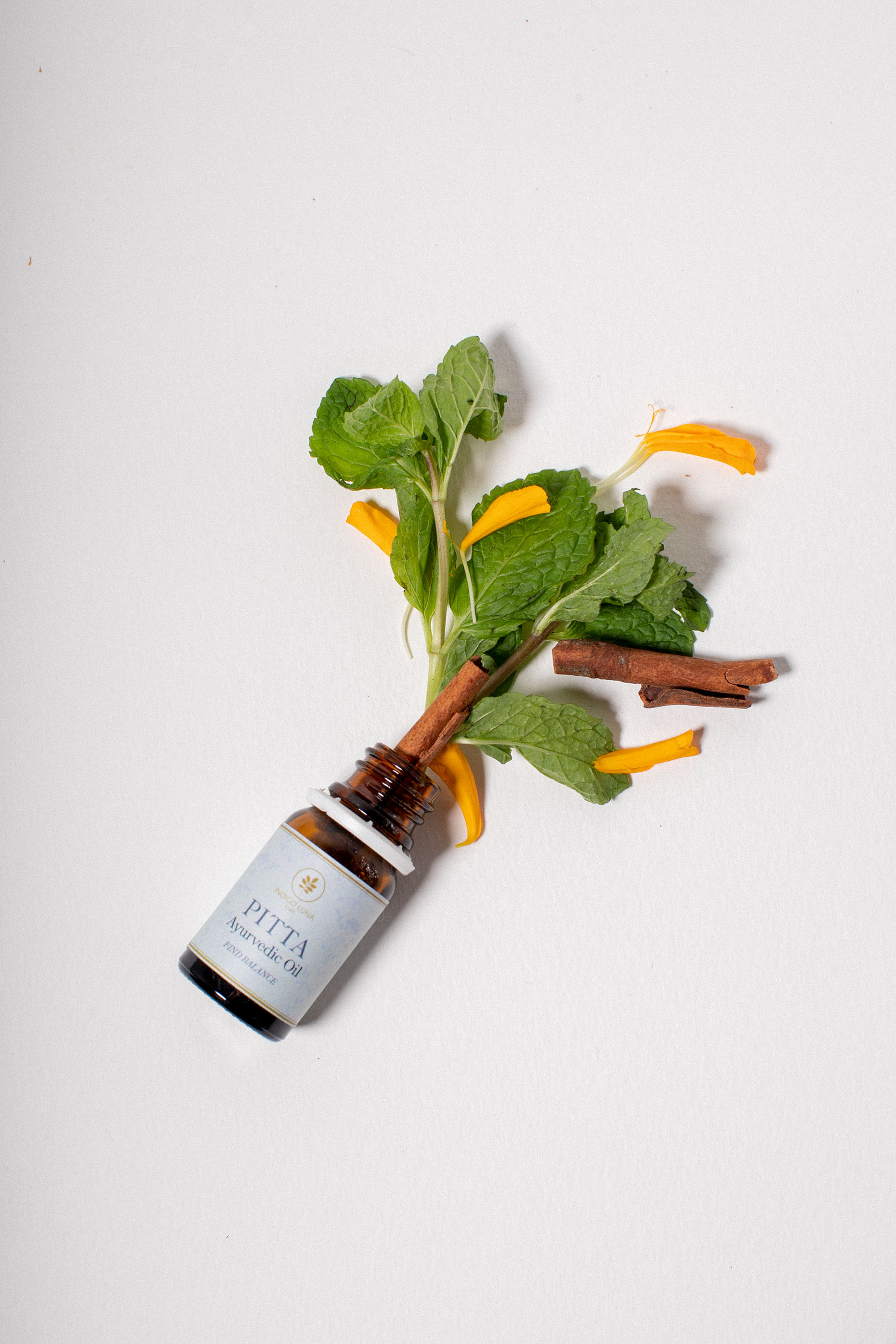 Ayurvedic Essential Oil - Pitta –Indigo Luna Store
