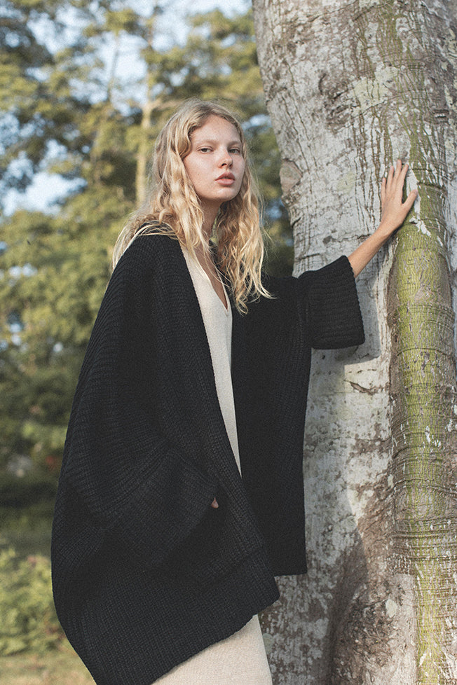 Tuula Poncho Black –Indigo Luna Store
